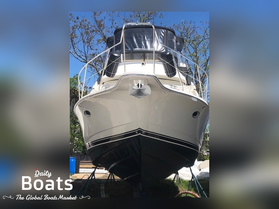 2000 Silverton 352 Motor Yacht for sale. View price, photos and Buy ...