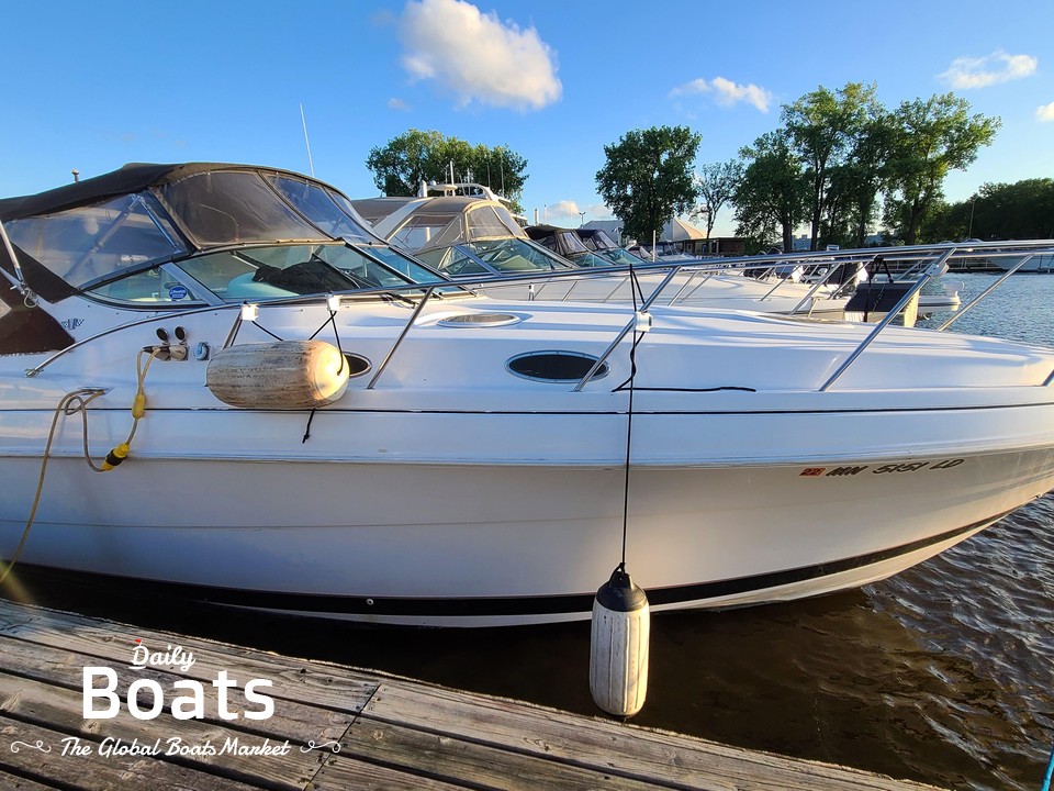 1998 Wellcraft 3000 Martinique for sale. View price, photos and Buy ...