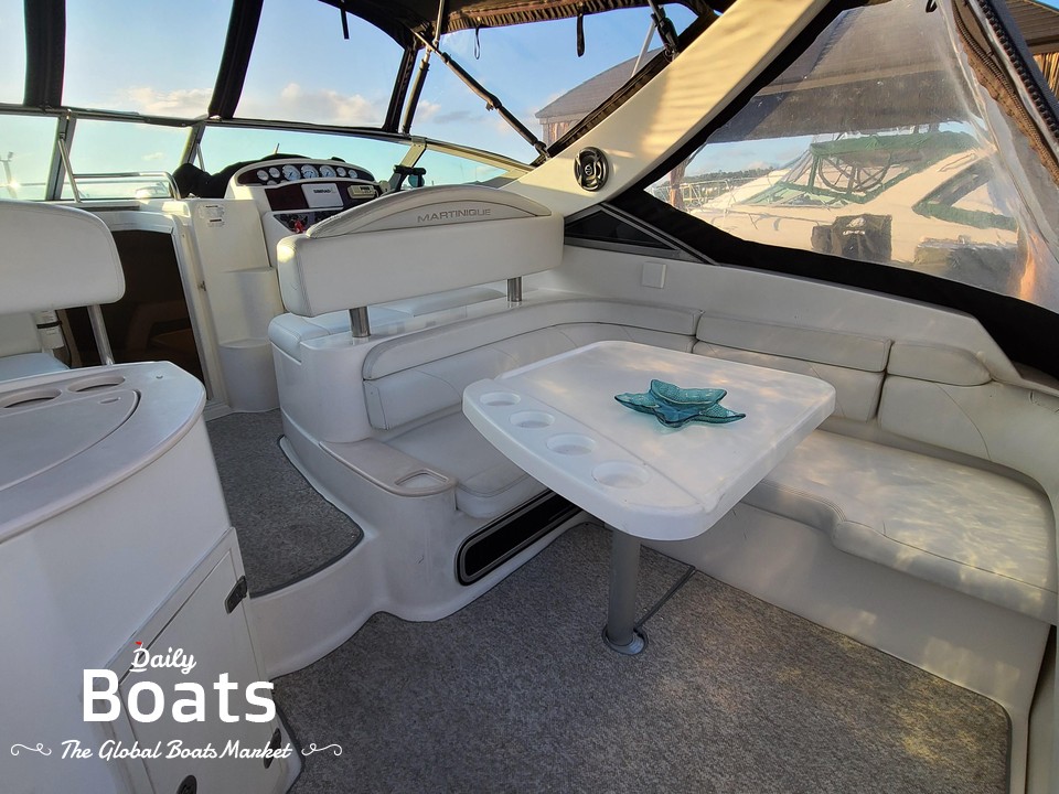 1998 Wellcraft 3000 Martinique for sale. View price, photos and Buy ...