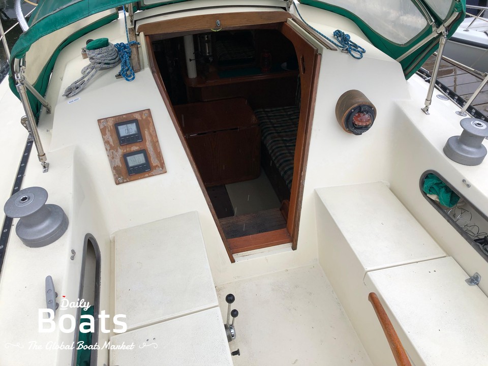 1977 Islander 32 for sale. View price, photos and Buy 1977 Islander 32 ...