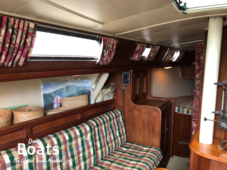 1977 Islander 32 for sale. View price, photos and Buy 1977 Islander 32 ...