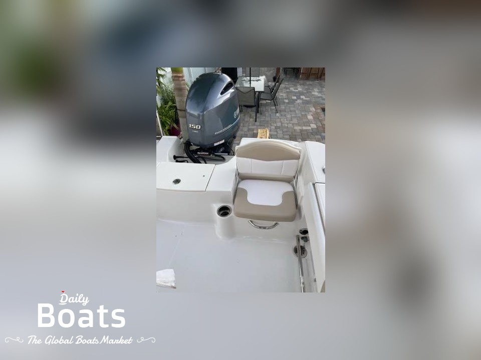 2020 Robalo R200 Center Console for sale. View price, photos and Buy ...