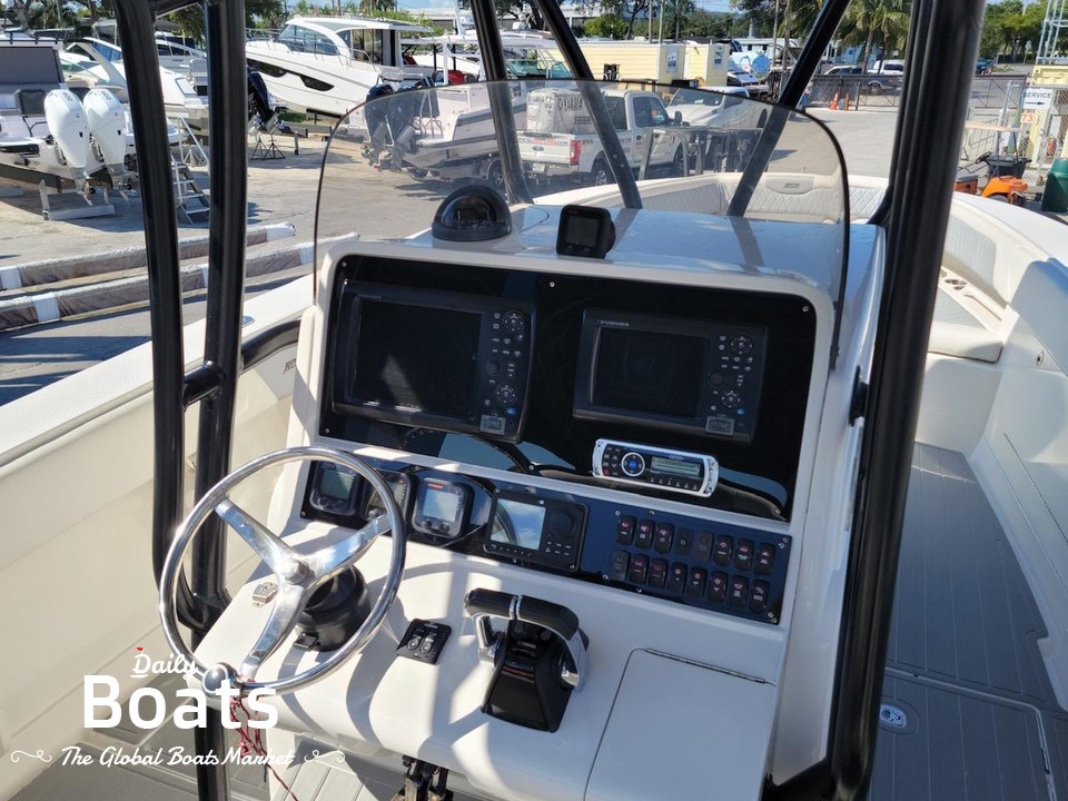 2010 Jupiter 34 Center Console for sale. View price, photos and Buy ...