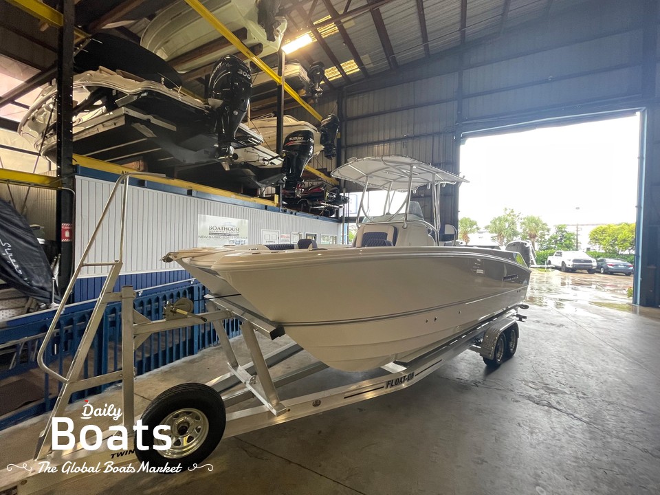 2022 Twin Vee 240 Cc Gfx for sale. View price, photos and Buy 2022 Twin ...