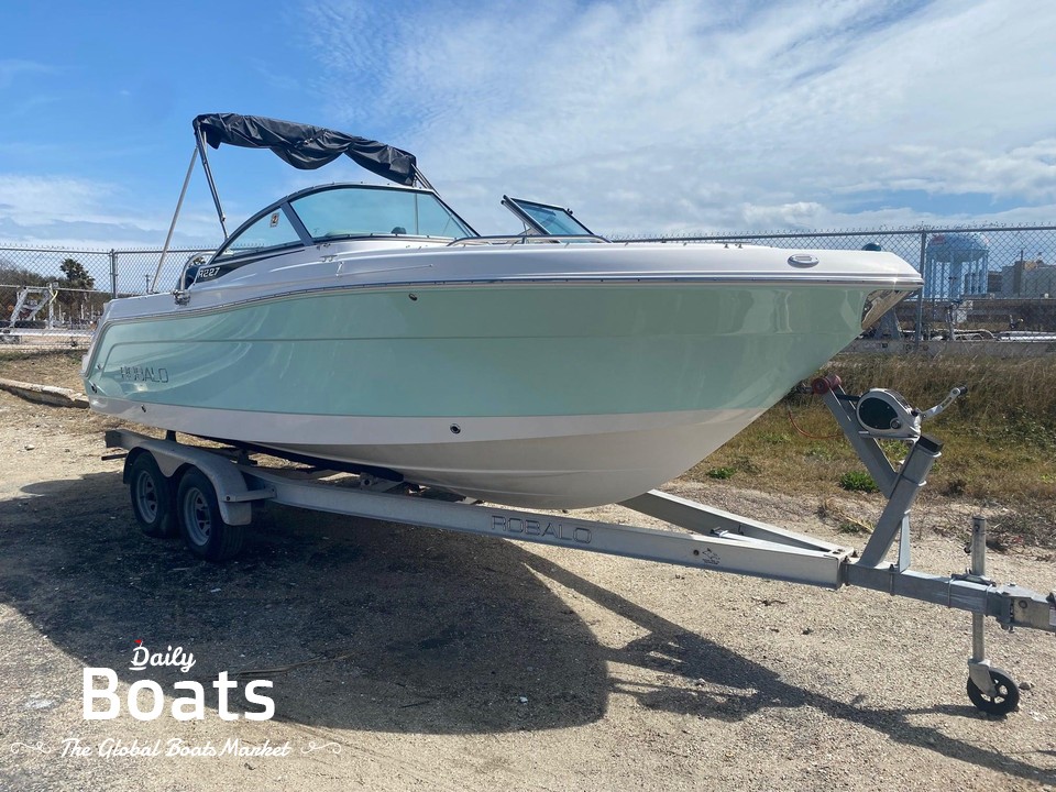 2017 Robalo 227 Dual Console for sale. View price, photos and Buy 2017 ...
