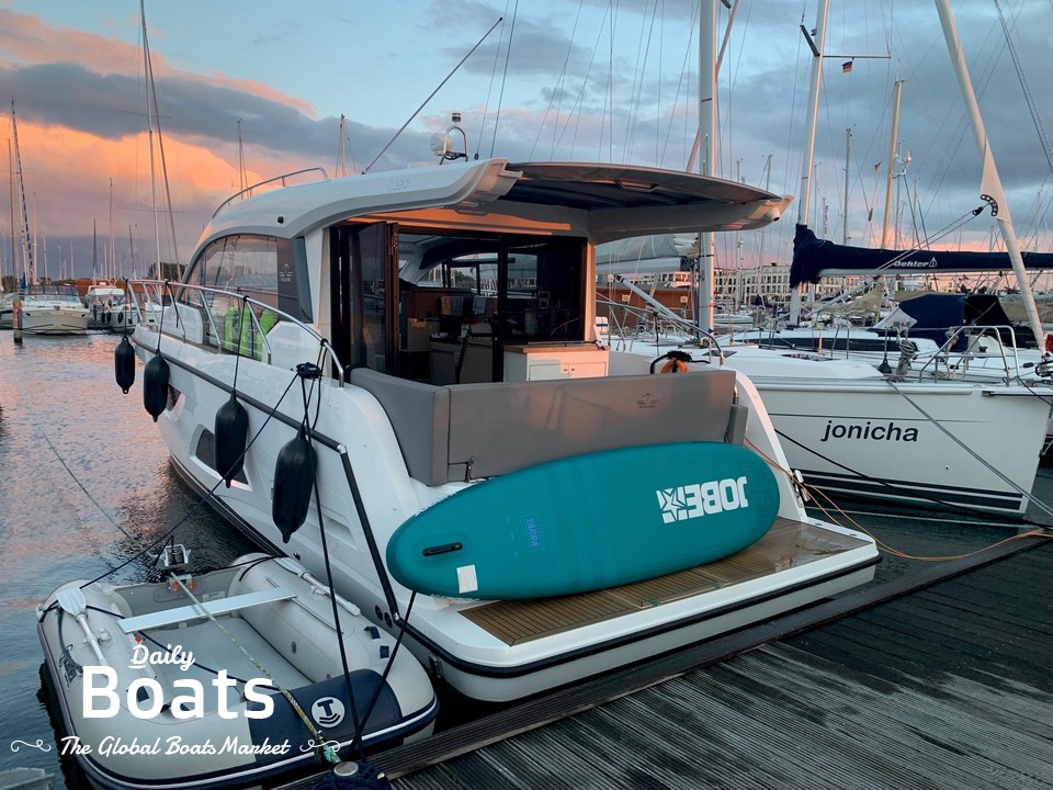 2020 Sealine C390 for sale. View price, photos and Buy 2020 Sealine ...