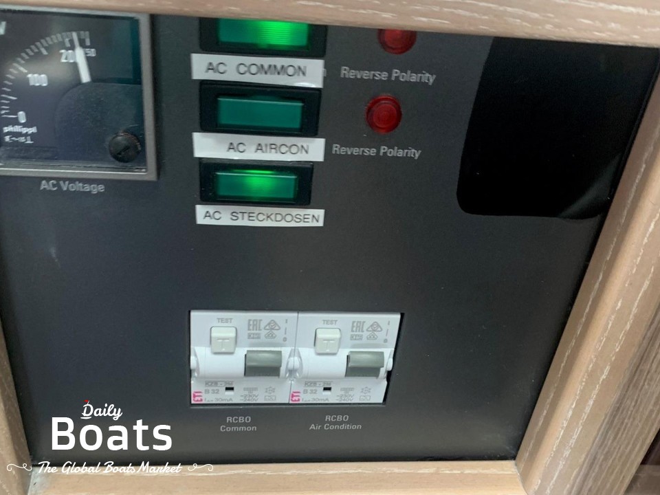 2020 Sealine C390 for sale. View price, photos and Buy 2020 Sealine ...