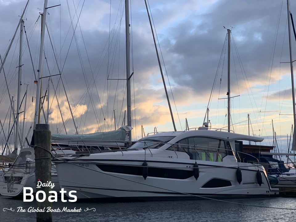 2020 Sealine C390 for sale. View price, photos and Buy 2020 Sealine ...