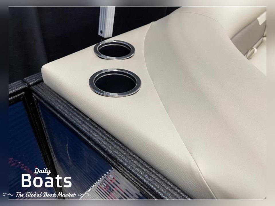 2022 Crest Classic Lx 200 for sale. View price, photos and Buy 2022 ...