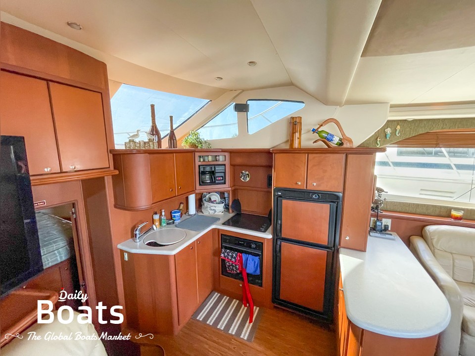 2004 Silverton 43 Motor Yacht for sale. View price, photos and Buy 2004 ...