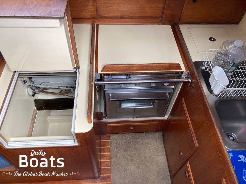 1987 Pearson 422 for sale. View price, photos and Buy 1987 Pearson 422 ...