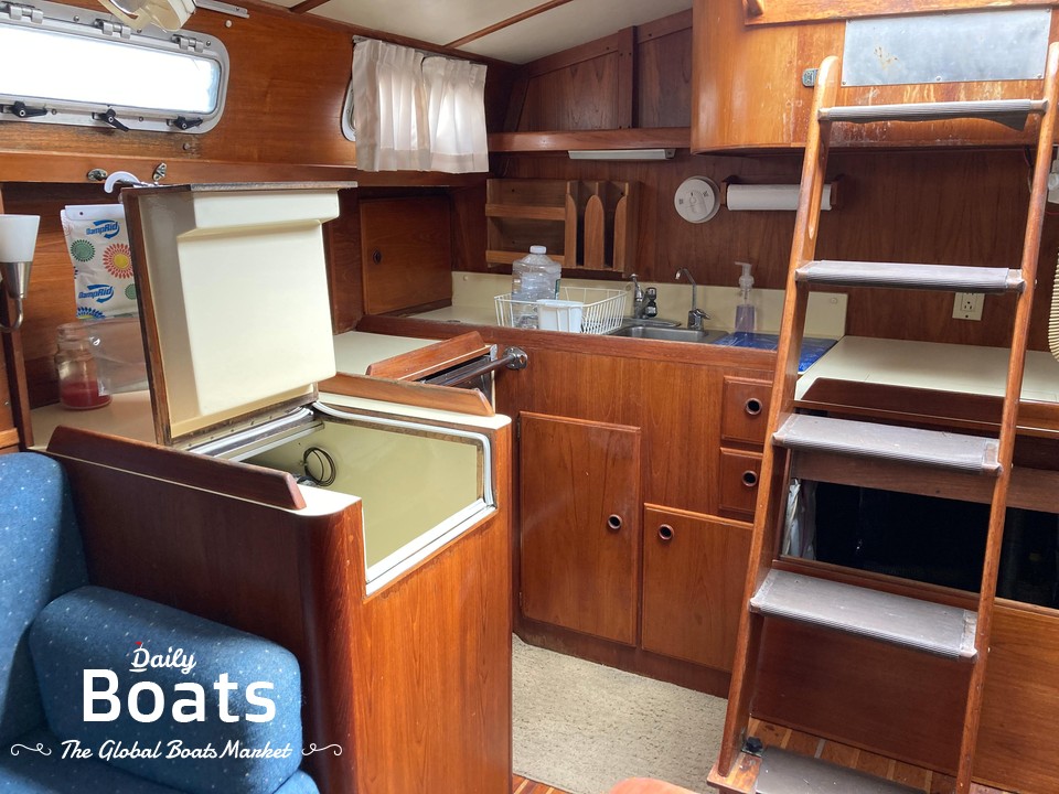 1987 Pearson 422 for sale. View price, photos and Buy 1987 Pearson 422 ...