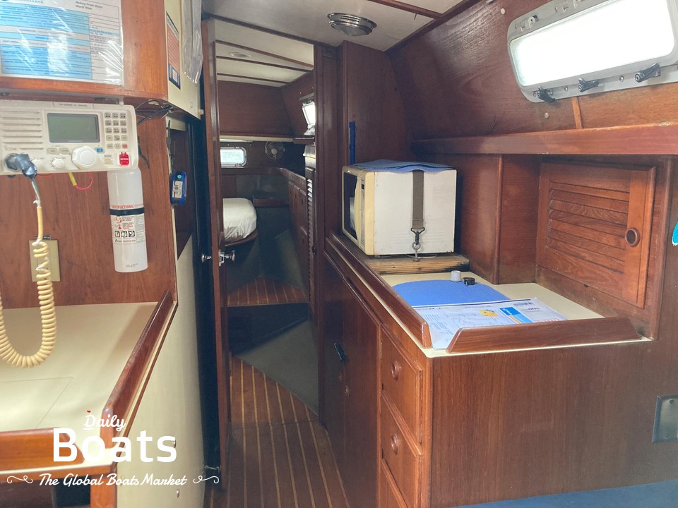 1987 Pearson 422 for sale. View price, photos and Buy 1987 Pearson 422 ...