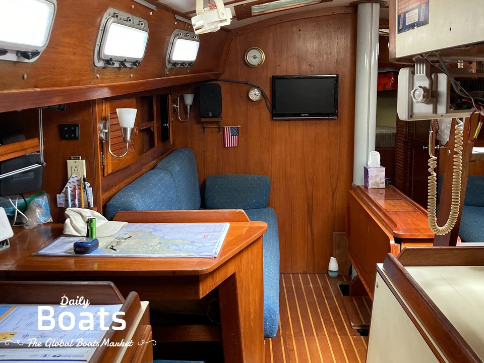 1987 Pearson 422 for sale. View price, photos and Buy 1987 Pearson 422 ...