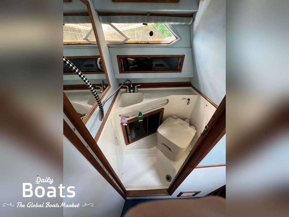 1989 Sea Ray Sun Dancer for sale. View price, photos and Buy 1989 Sea ...