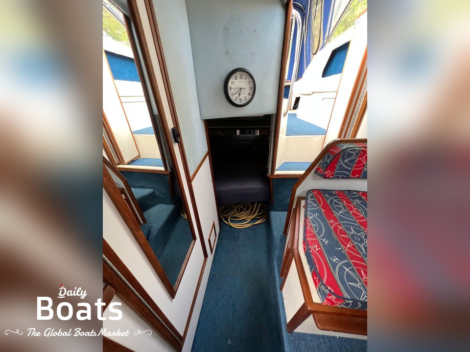 1989 Sea Ray Sun Dancer for sale. View price, photos and Buy 1989 Sea ...