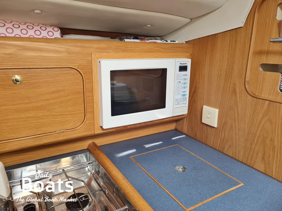 1998 Westerly Oceanquest 35 for sale. View price, photos and Buy 1998 ...