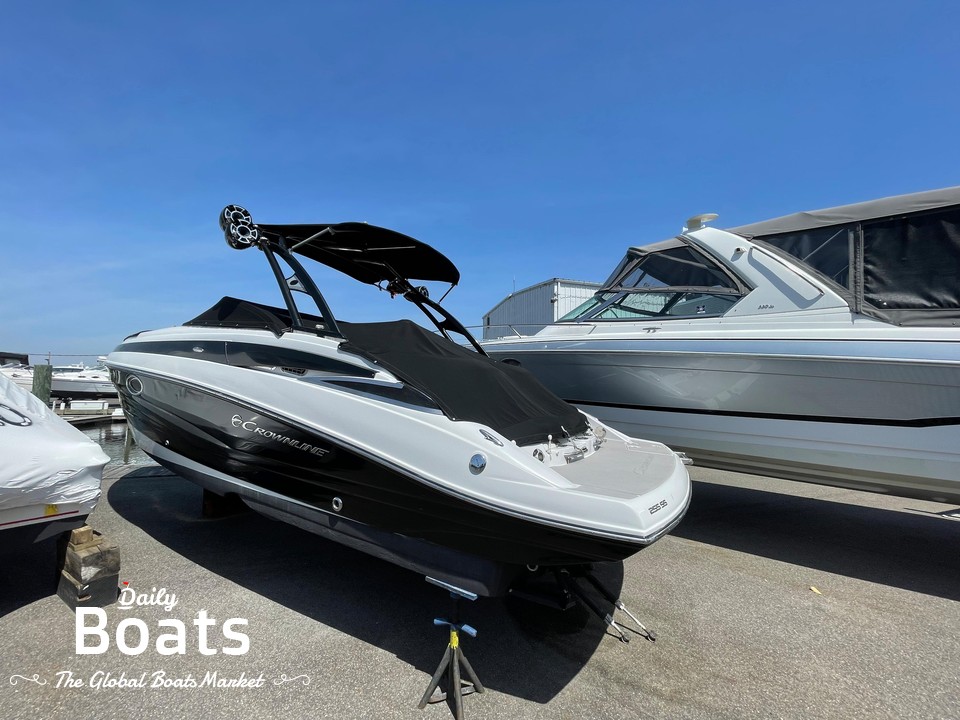 Crownline 255 ss for sale - Daily Boats