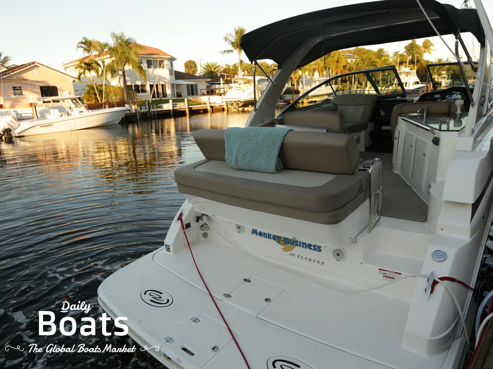 2015 Regal 32 Express for sale. View price, photos and Buy 2015 Regal ...