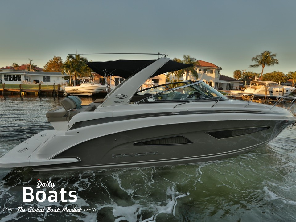 2015 Regal 32 Express for sale. View price, photos and Buy 2015 Regal ...