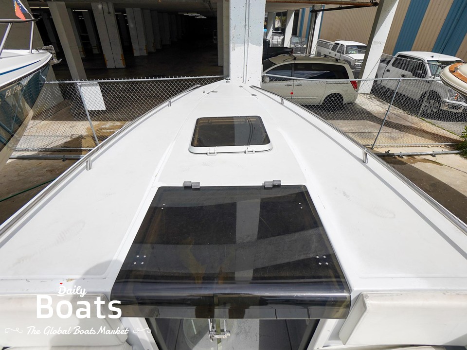 1985 Chris-Craft 33 Scorpion for sale. View price, photos and Buy 1985 ...