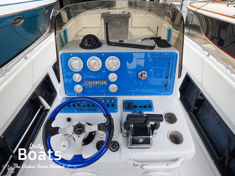 1985 Chris-Craft 33 Scorpion for sale. View price, photos and Buy 1985 ...