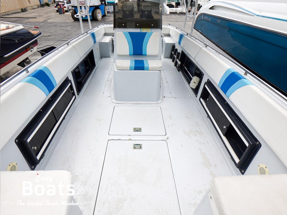 1985 Chris-Craft 33 Scorpion for sale. View price, photos and Buy 1985 ...