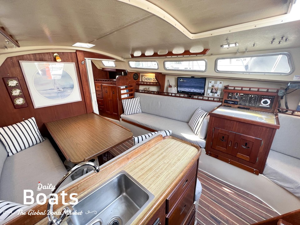 1984 Catalina 30 for sale. View price, photos and Buy 1984 Catalina 30 ...