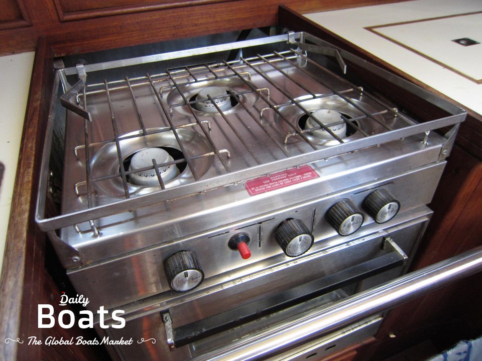 1987 Shannon 37 for sale. View price, photos and Buy 1987 Shannon 37 ...