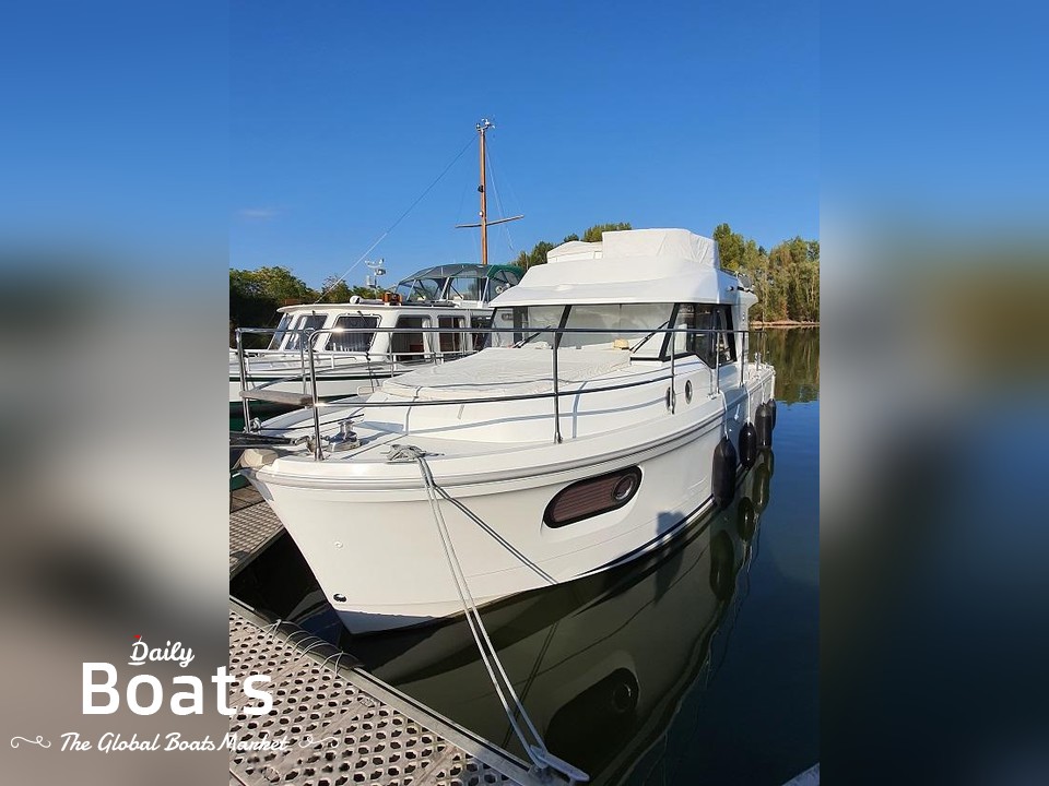 2019 Beneteau Swift Trawler 30 for sale. View price, photos and Buy ...