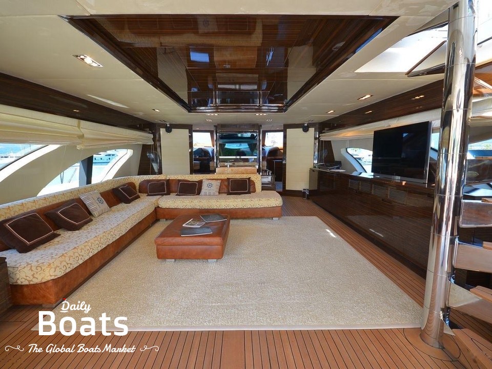 2008 Azimut 98 Leonardo for sale. View price, photos and Buy 2008 ...