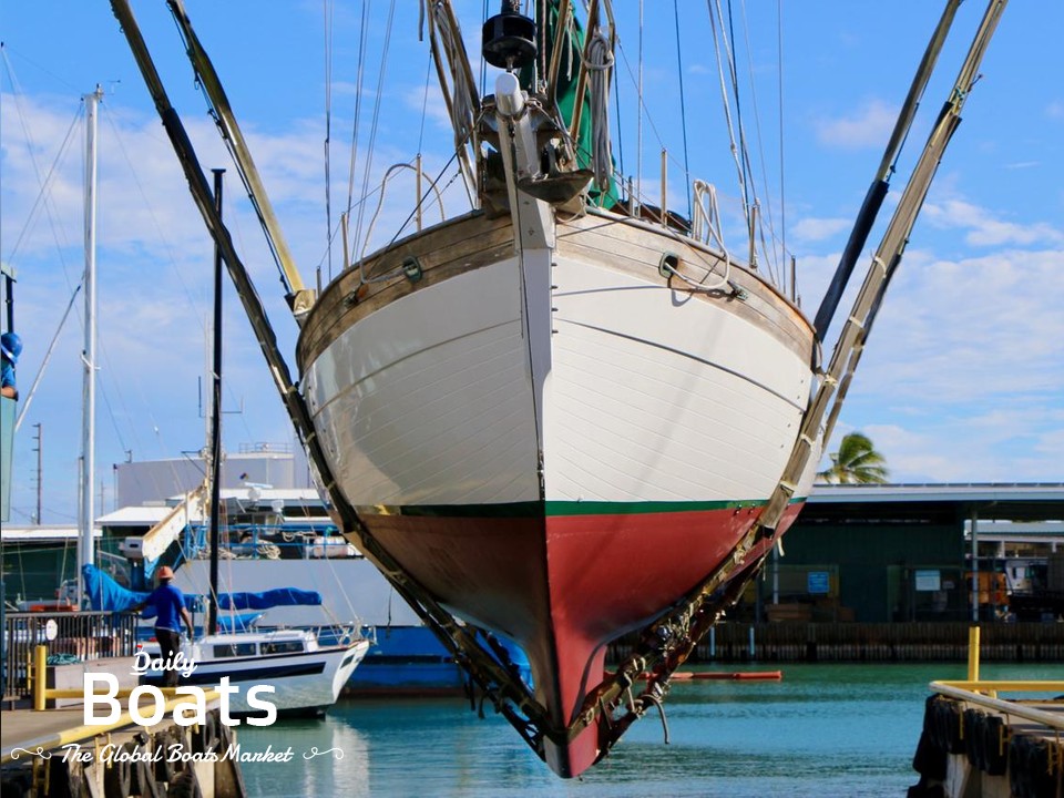 1984 Hans Christian 38T for sale. View price, photos and Buy 1984 Hans ...