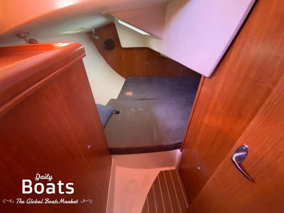 2004 Hunter 33 for sale. View price, photos and Buy 2004 Hunter 33 #324144