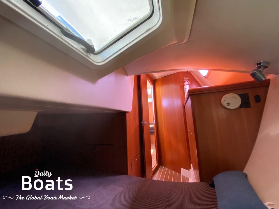 2004 Hunter 33 for sale. View price, photos and Buy 2004 Hunter 33 #324144