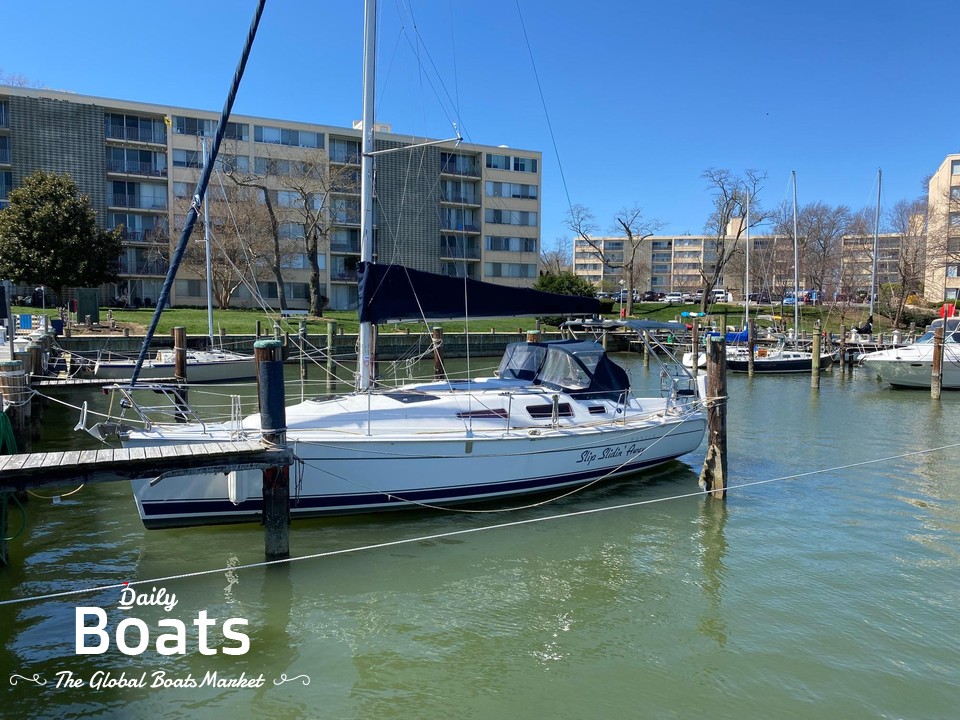 2004 Hunter 33 for sale. View price, photos and Buy 2004 Hunter 33 #324144