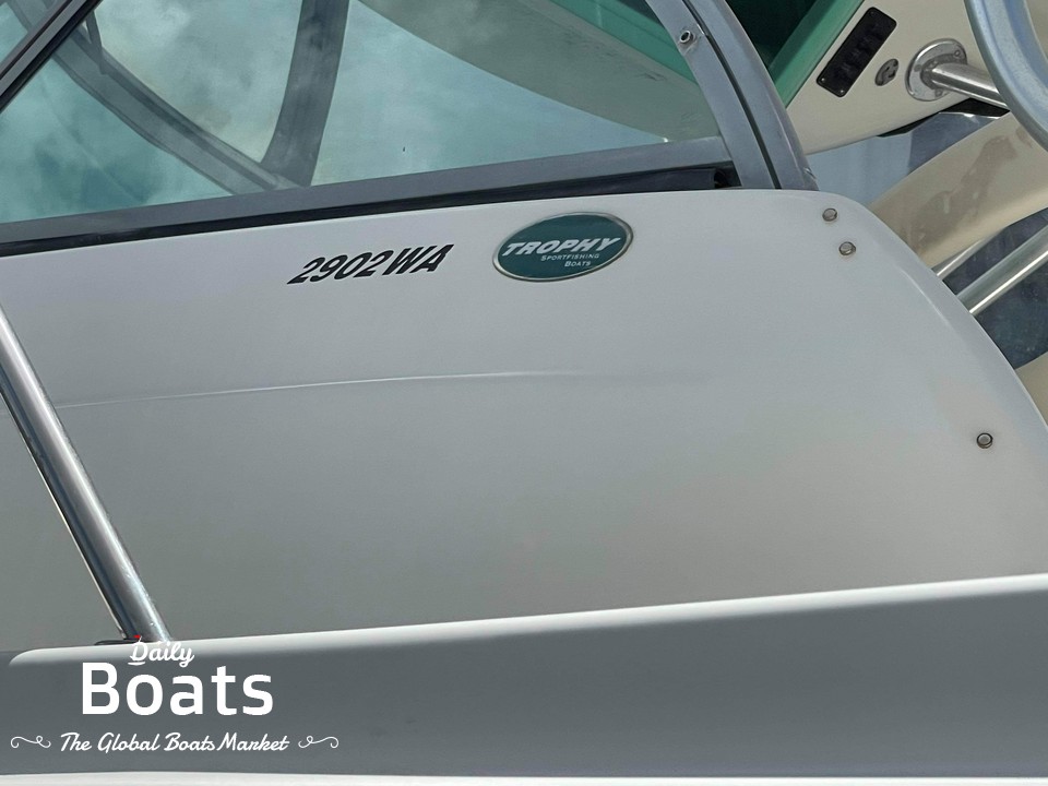 2004 Trophy 2902 Pro Walkaround for sale. View price, photos and Buy ...