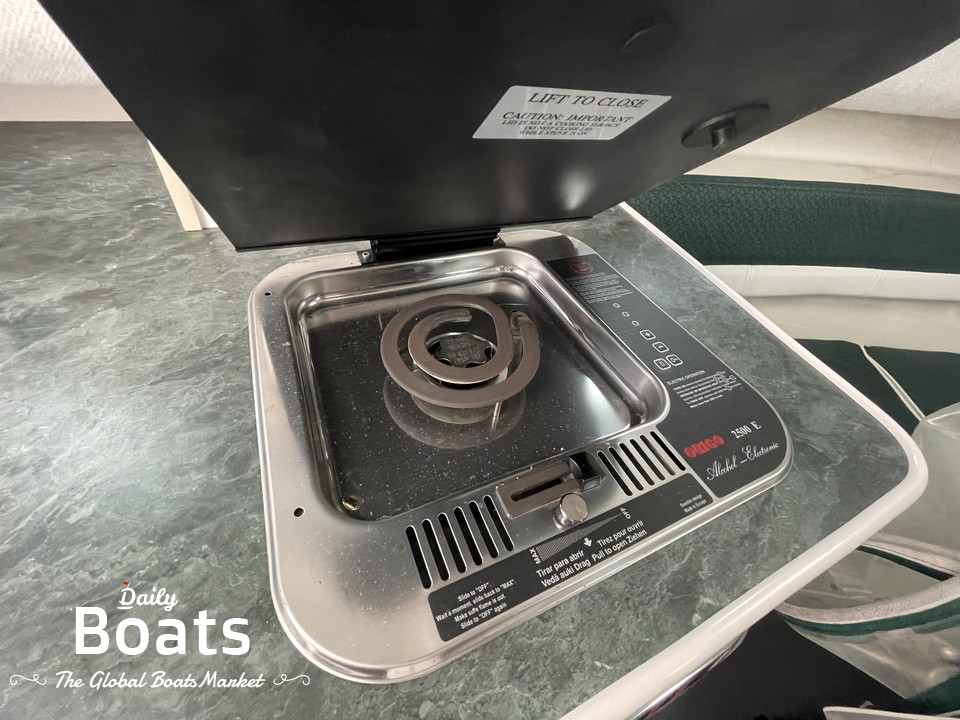 2004 Trophy 2902 Pro Walkaround for sale. View price, photos and Buy ...