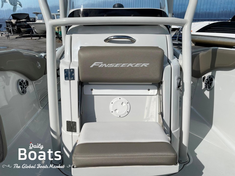 2020 Crownline 220 Finseeker for sale. View price, photos and Buy 2020 ...