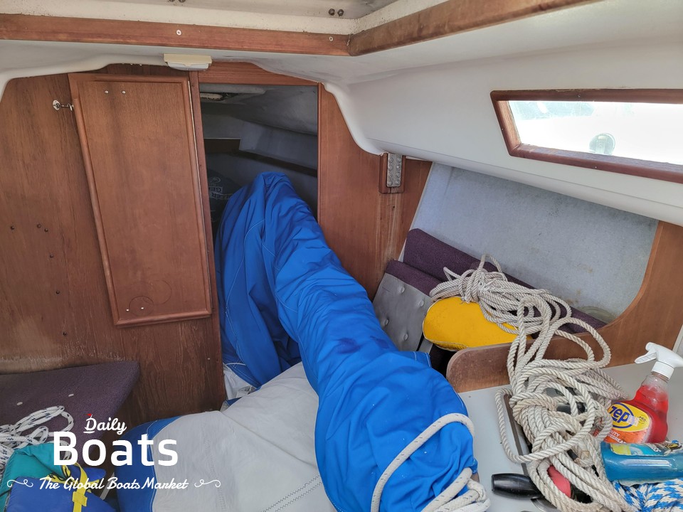 1989 Hunter 26.5 for sale. View price, photos and Buy 1989 Hunter 26.5 ...