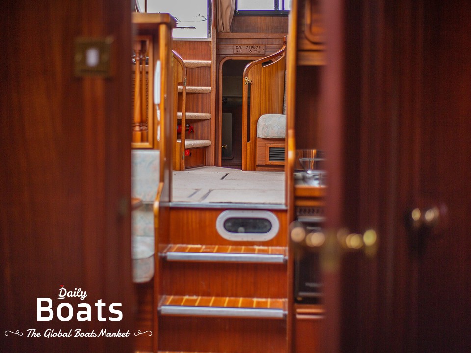 1989 Broom Ocean 40 Flybridge for sale. View price, photos and Buy 1989 ...