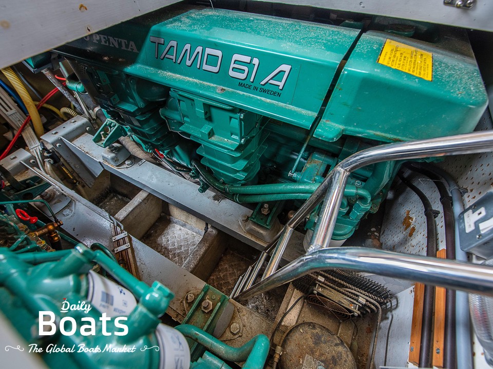 1989 Broom Ocean 40 Flybridge for sale. View price, photos and Buy 1989 ...