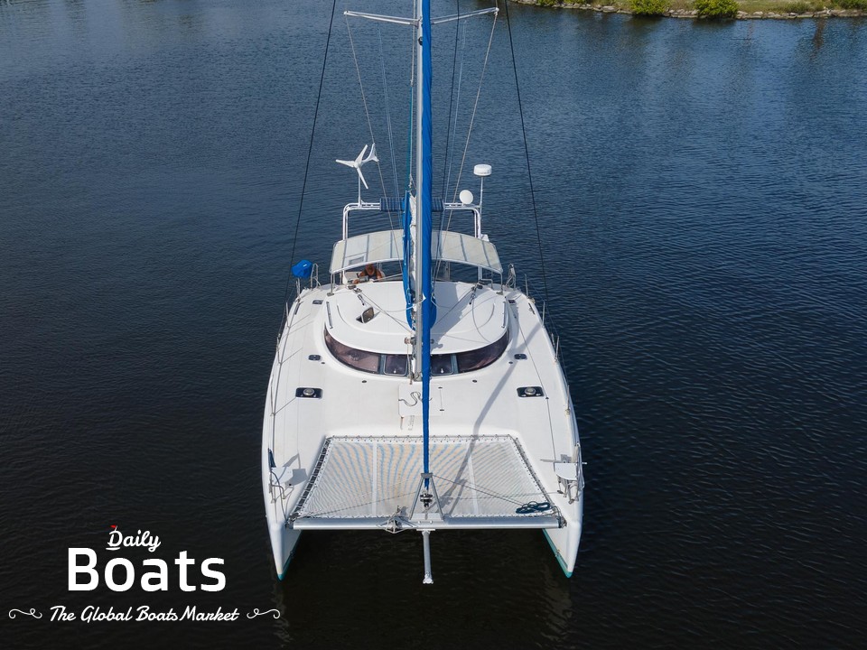 1996 Fountaine Pajot Athena 38 for sale. View price, photos and Buy ...