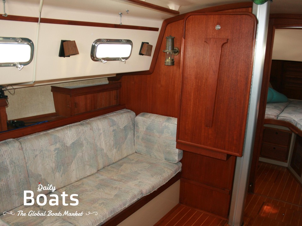 1994 Island Packet 32 for sale. View price, photos and Buy 1994 Island ...