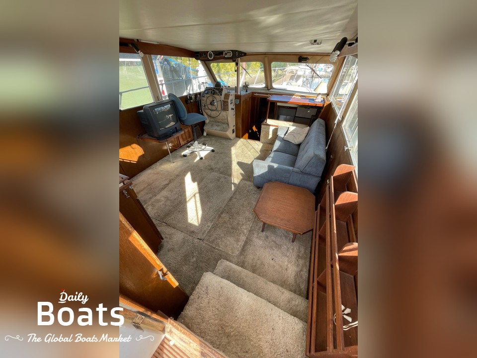 1976 Uniflite 36 Aft Cabin for sale. View price, photos and Buy 1976 ...