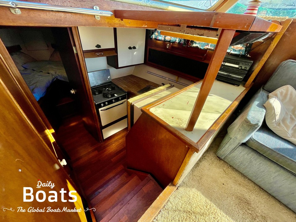 1976 Uniflite 36 Aft Cabin for sale. View price, photos and Buy 1976 ...