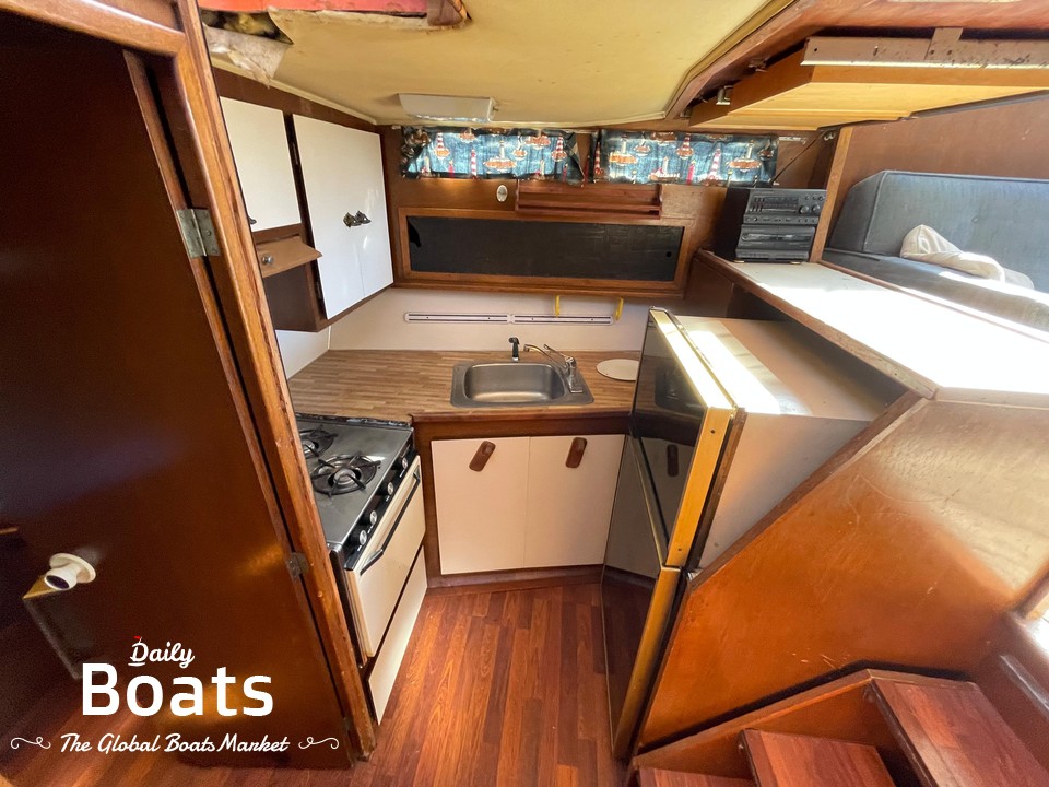 1976 Uniflite 36 Aft Cabin for sale. View price, photos and Buy 1976 ...