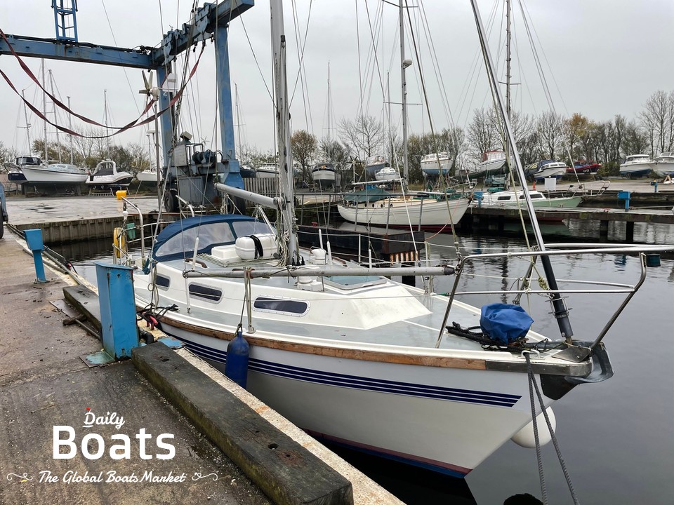 1983 Colvic Countess 28 for sale. View price, photos and Buy 1983 ...