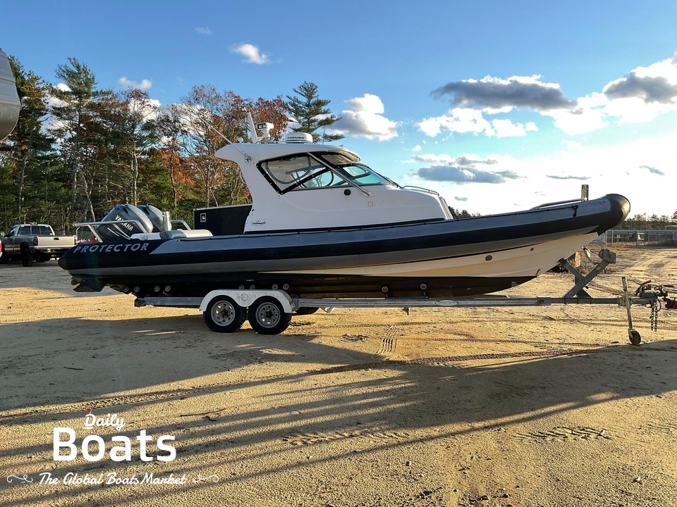 2002 Protector Targa 28 for sale. View price, photos and Buy 2002 ...