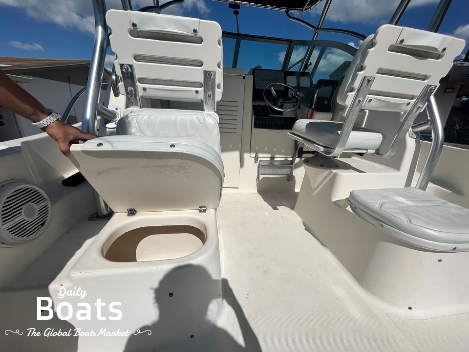 2001 Pursuit 2470 Walkaround for sale. View price, photos and Buy 2001 ...