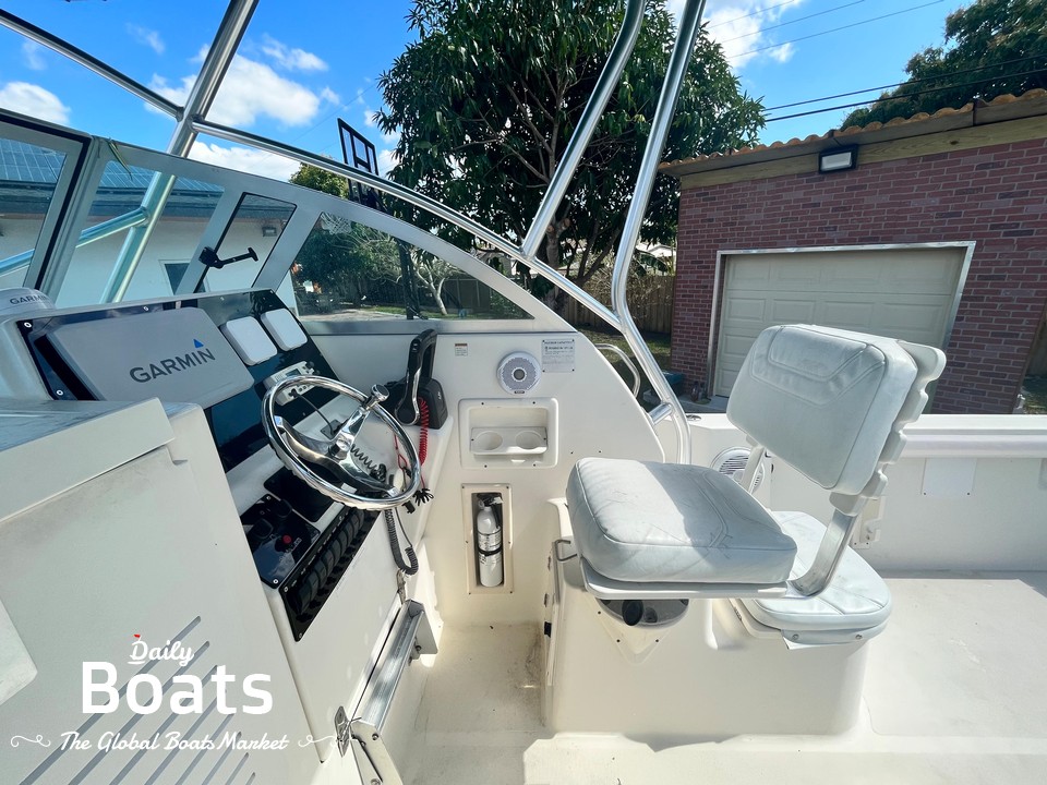 2001 Pursuit 2470 Walkaround for sale. View price, photos and Buy 2001 ...